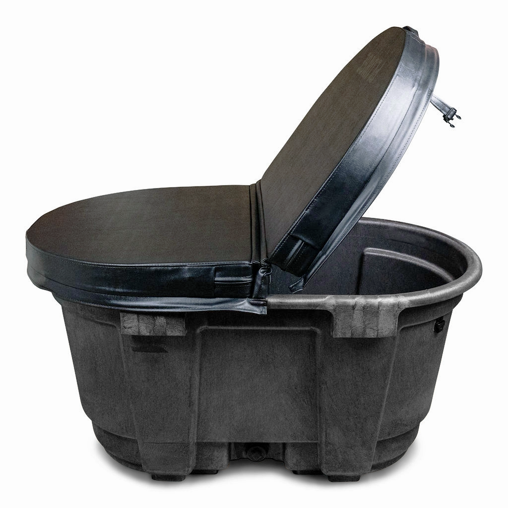 Plunge Crafters Insulated Stock Tank Cover - 150 Gallon - Black